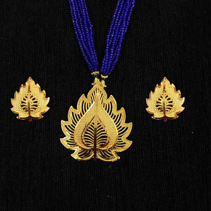 Leaf Locket Set - II – My Golden Wish